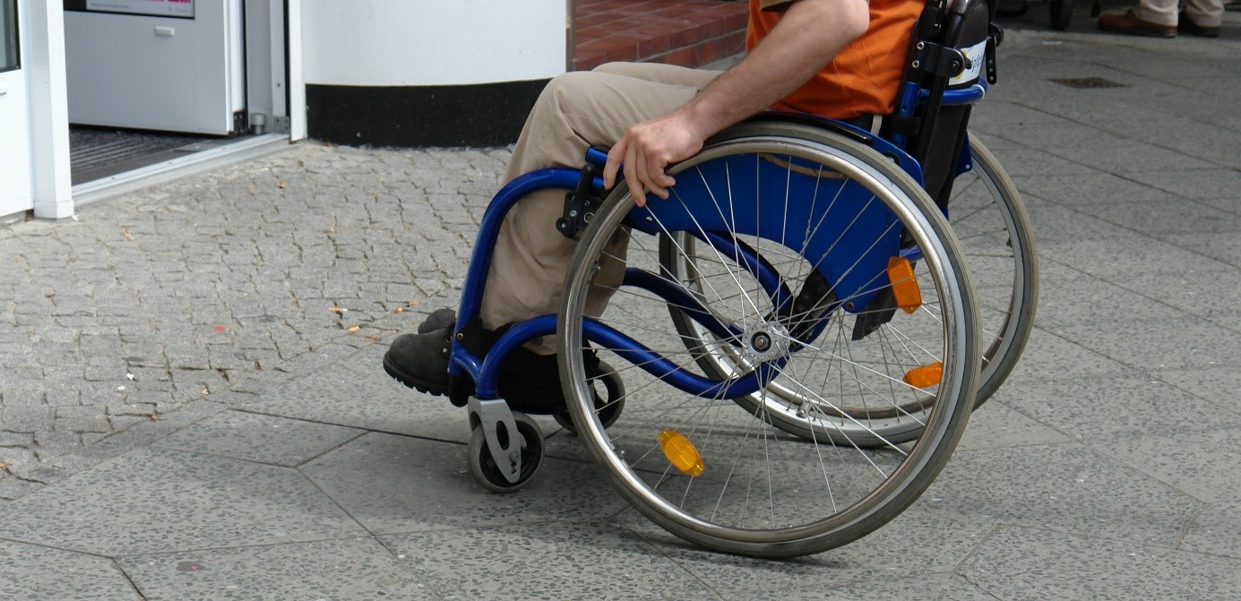 Les normes PMR pour votre porte d'entrée | Zilten